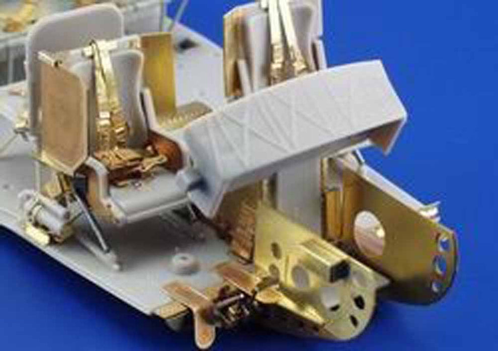 Eduard 32086 Etched Aircraft Detailling Set 1:35 Bell UH-1C Huey Inter ...