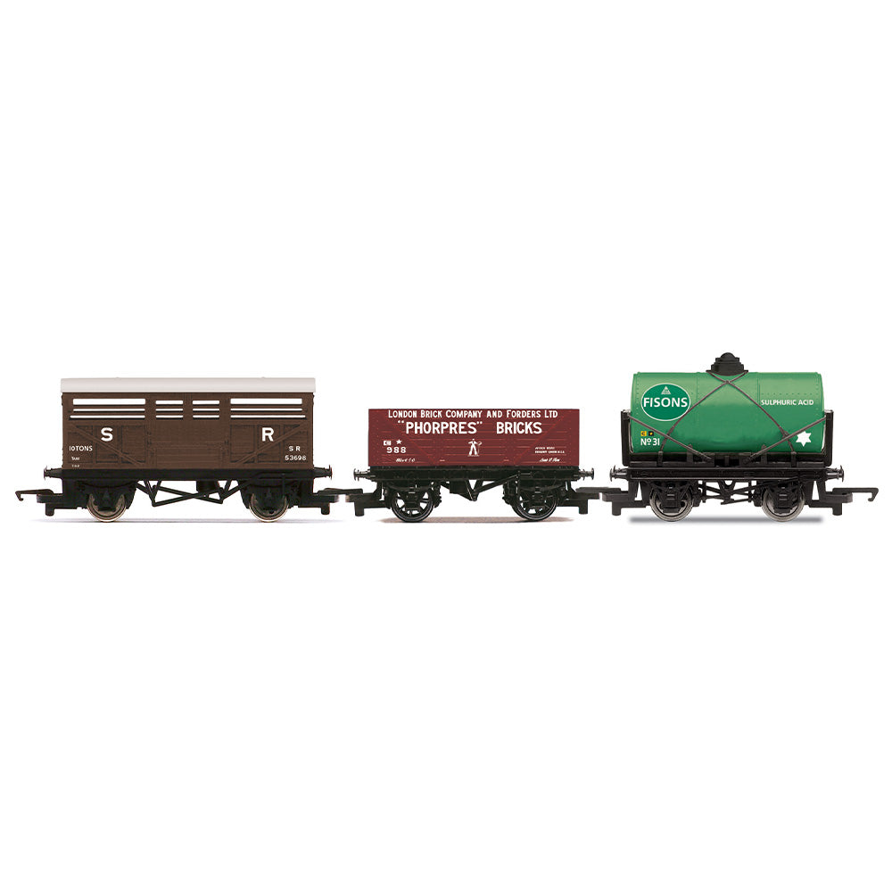 Hornby R60353 RailRoad Triple Wagon Pack 12T Tank/Plank/Cattle Wagons ...