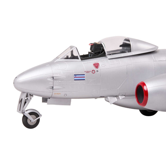 Revell 03779 Gloster Meteor F.8/FR.9 - First Edition 1:32 Model Kit ...
